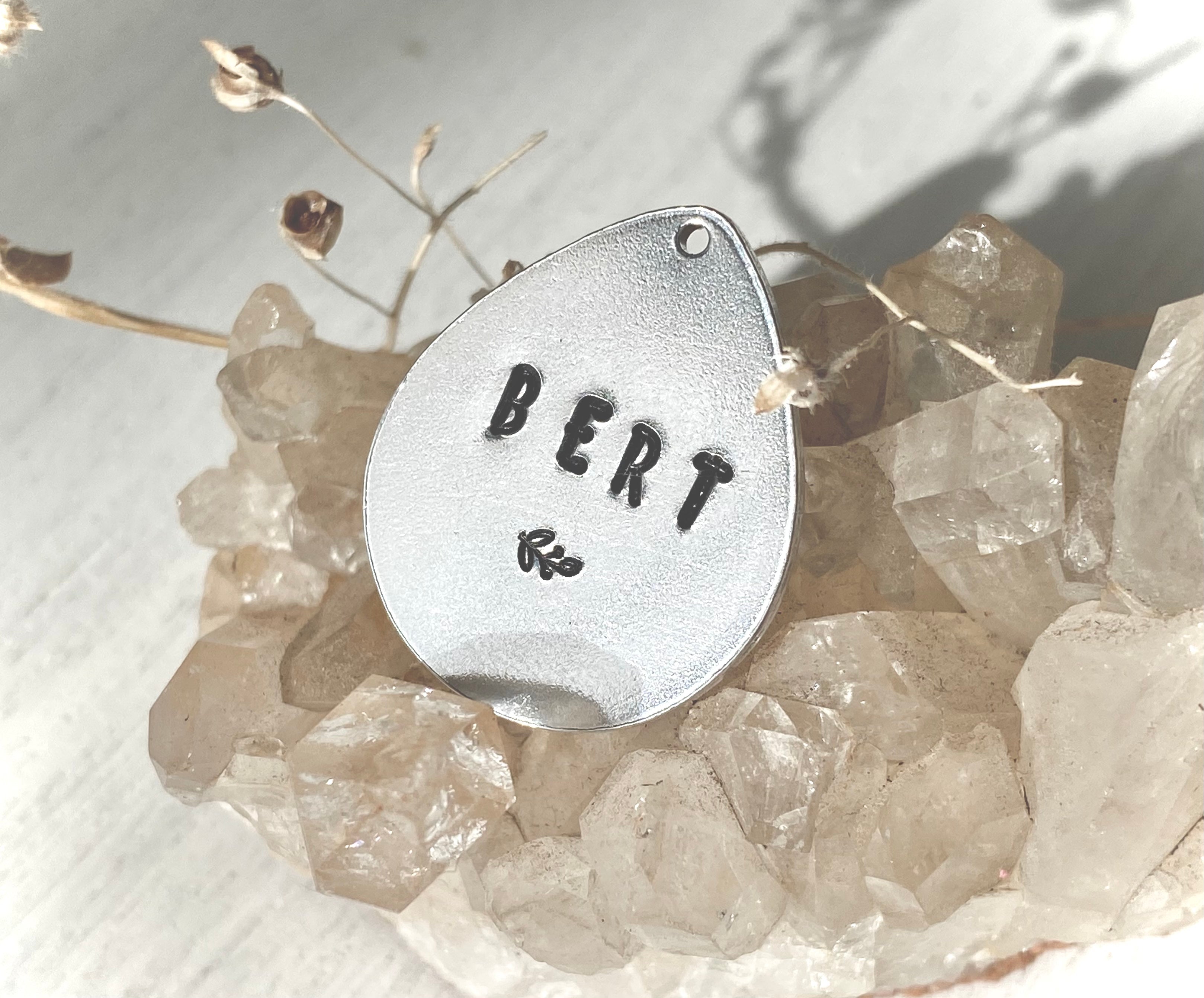 Raindrop Tags – Proper Pet Tags